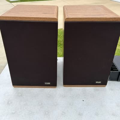KLH Model 802 | Reverb