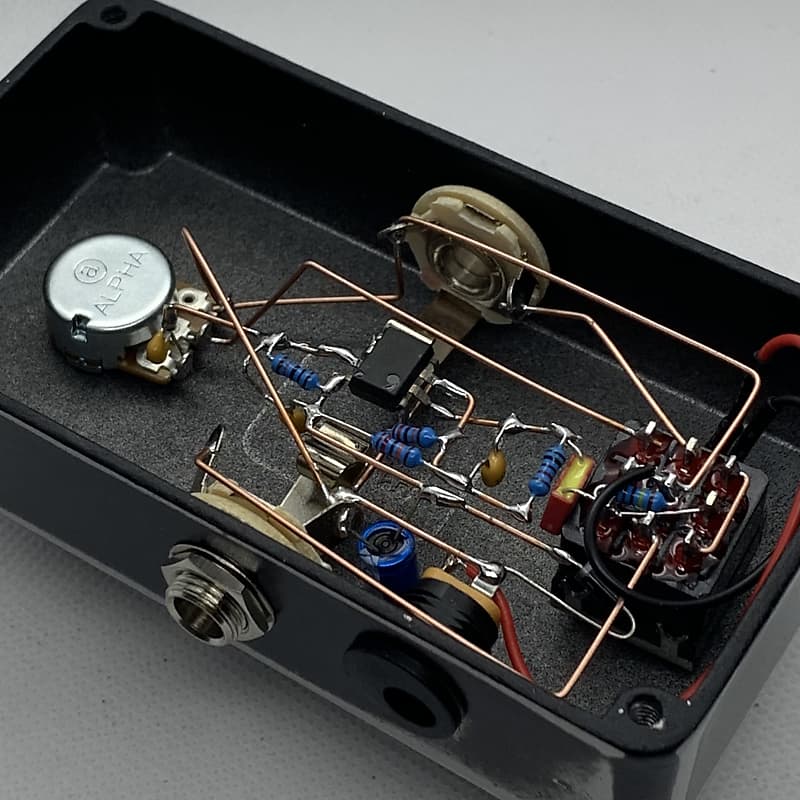 LM311 Point To Point Fuzz | Reverb