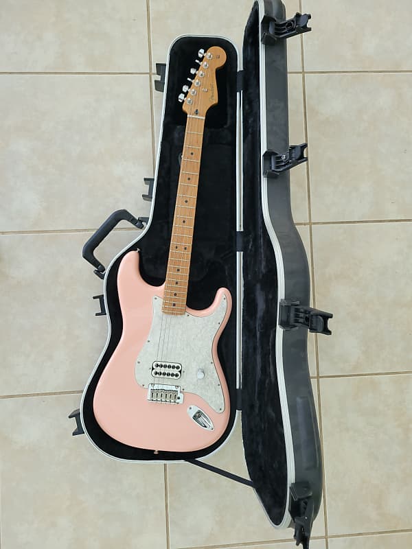 Fender Player Deluxe Stratocaster - Tom Delonge Style 2021 | Reverb