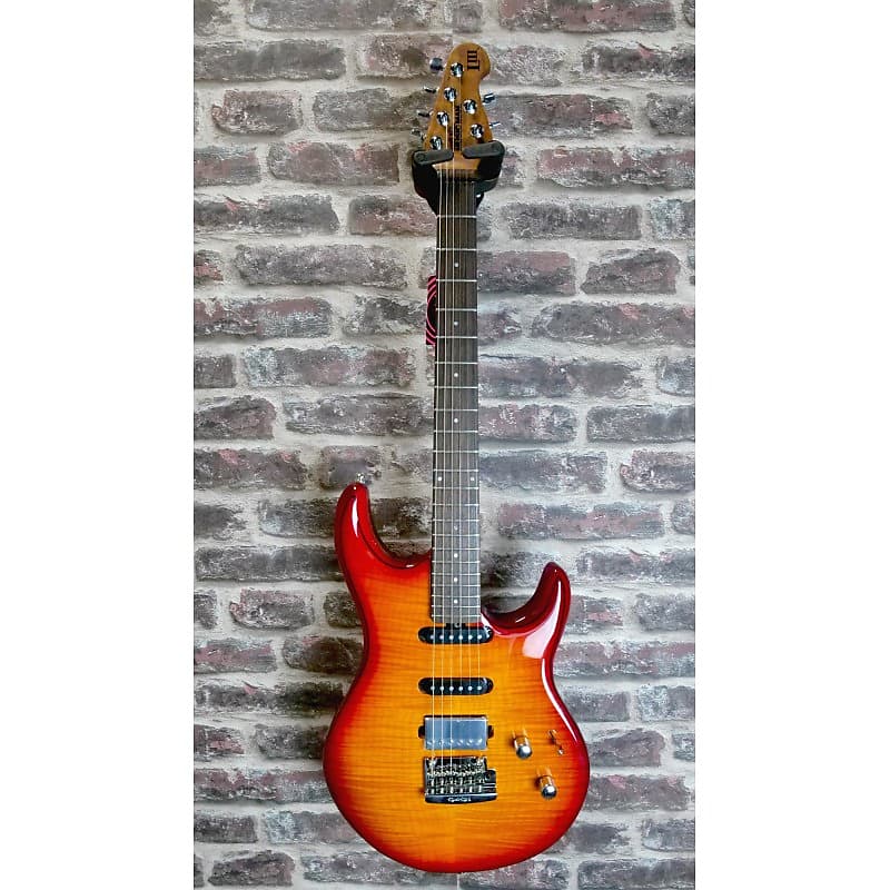 Musicman Luke III | Reverb