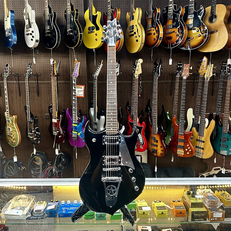 Silvertone Paul Stanley PSSM1 - Black | Reverb