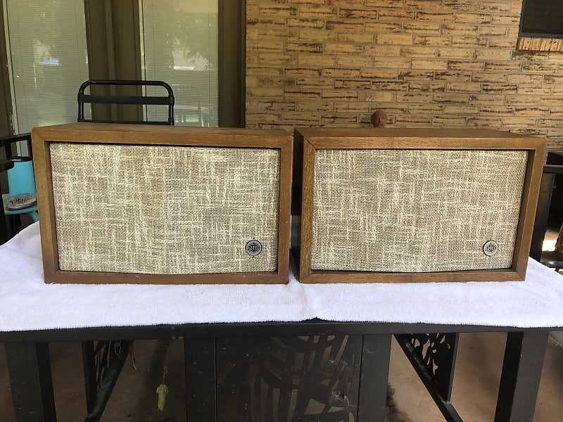 Aztec Coquette Vintage Bookshelf Speakers | Reverb