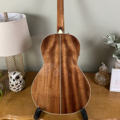 Fender Paramount PM-2E Parlor Standard A/E – Natural | Reverb