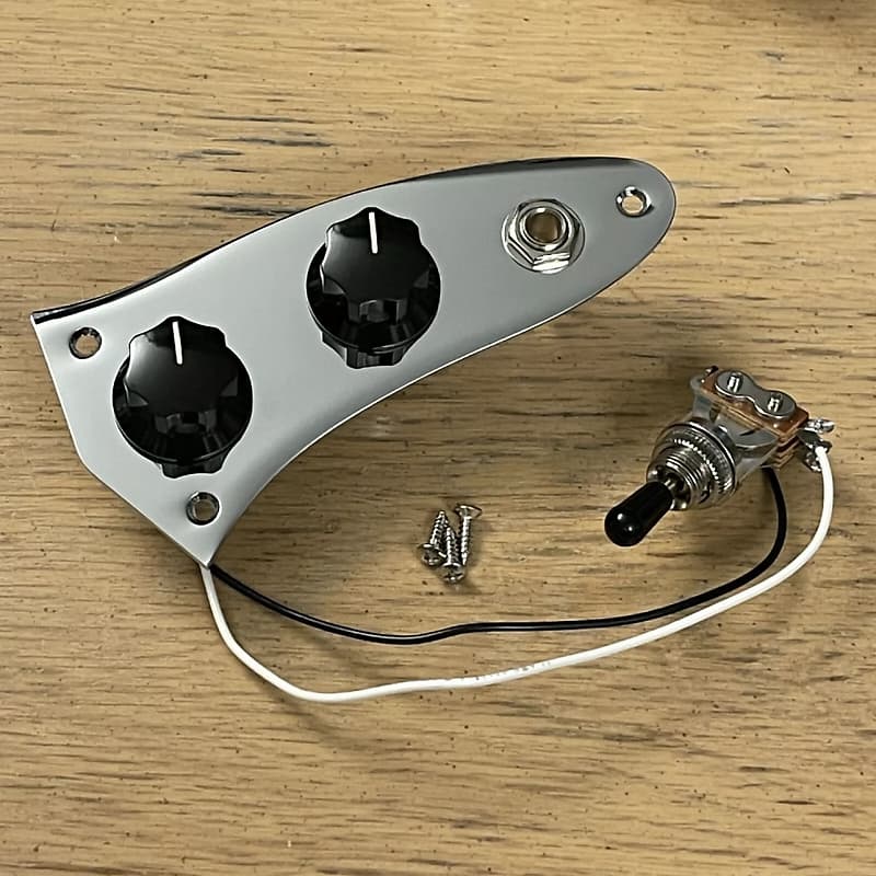 Fender Offset / Player Series Mustang PJ Bass Control Plate | Reverb