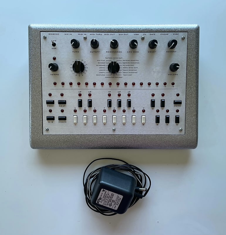 x0xb0x / xoxbox — (TB-303 clone) | Reverb