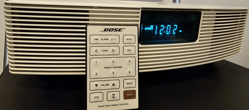 Bose AWR1-1W Wave Radio w/Remote | Reverb