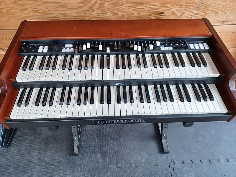 CRUMAR Mojo Classic dual manual organ | Reverb