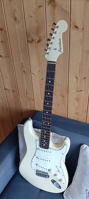 Bacchus Bst 60 2013 - Olympic White | Reverb