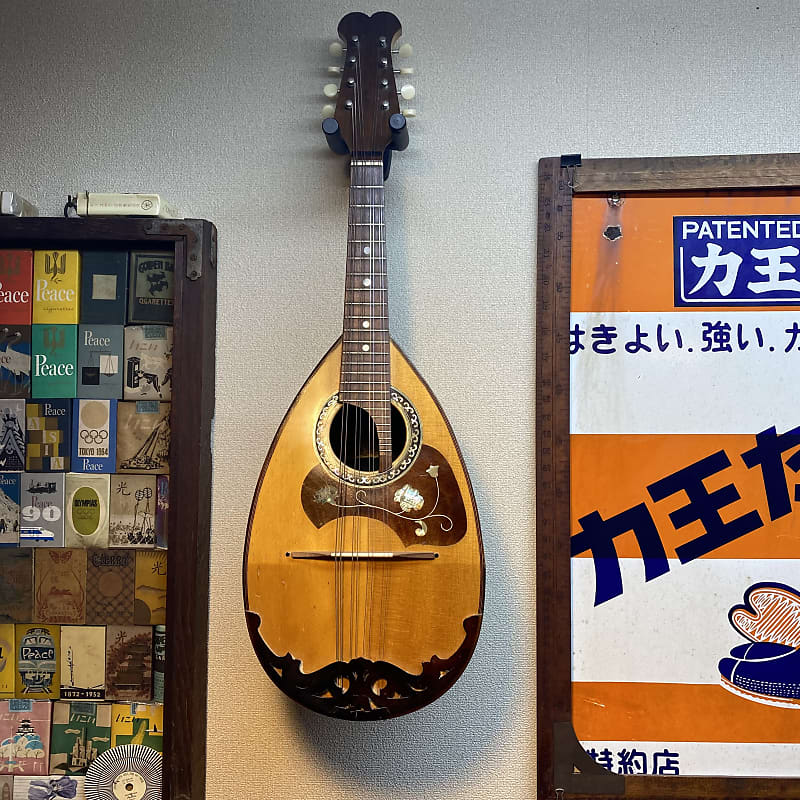 1965 Kunishima Bowl back Mandolin with cool pick, and | Reverb Canada