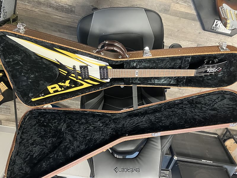 DBZ RX V flying V with hard case | Reverb