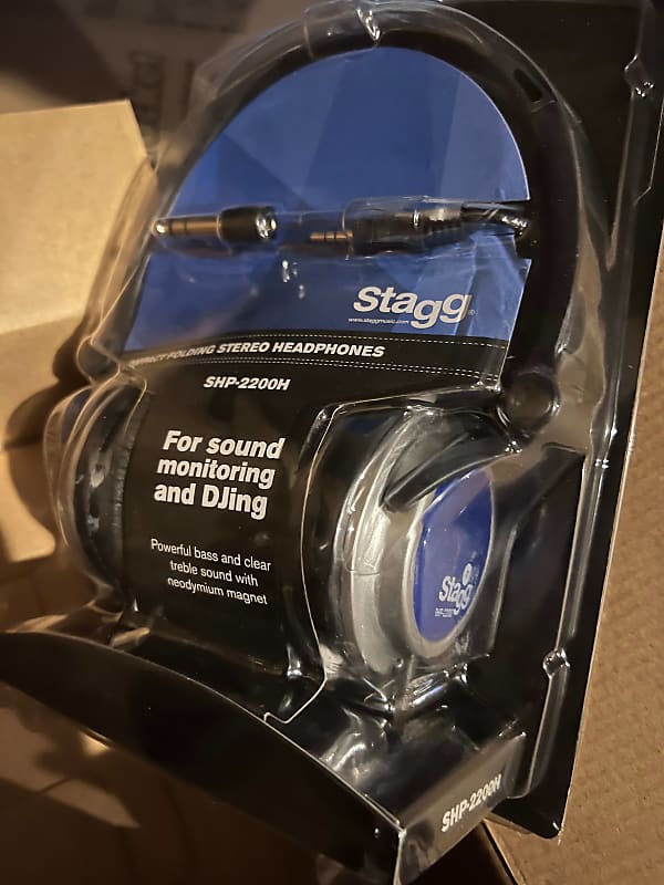 Stagg 2200H | Reverb