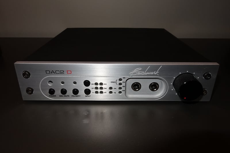 Benchmark DAC2 D reference DAC w/remote Silver | Reverb