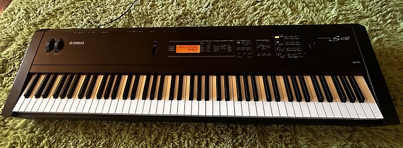 Yamaha S08 88 Key Synthesizer Workstation Piano | Reverb