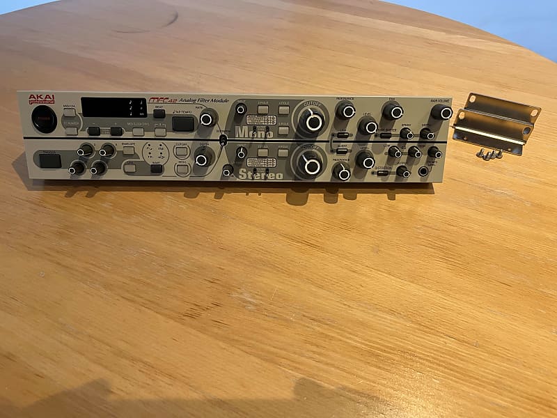 Akai MFC42 Analog Filter Module With Rack Ears | Reverb UK