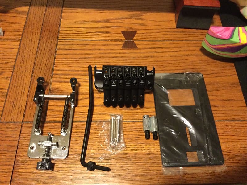 Ibanez Edge zero II Tremolo ZPS Bridge 6 string in Black | Reverb