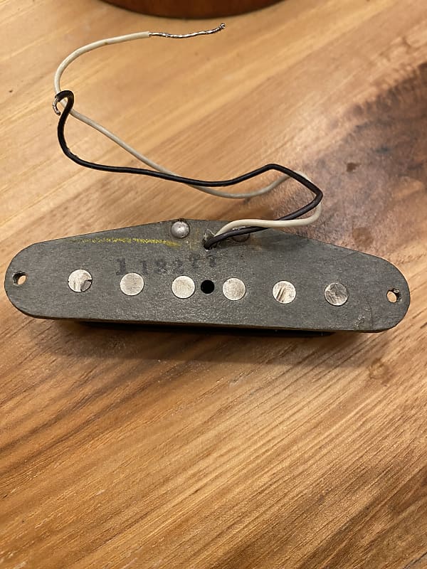 Fender 1977 Musicmaster / Musicmaster Bass Pickup Flat 6 Pole | Reverb
