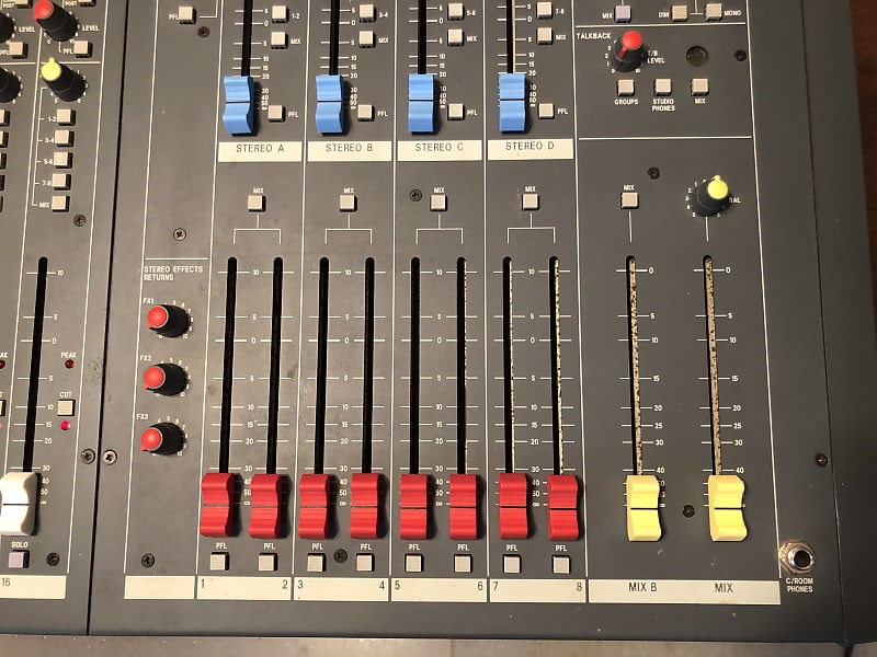 Soundcraft Spirit Studio LC 16CH Mixer Recording Mixing Soundcraft Spirit Studio LC 16CH Mixer Recording Mixing