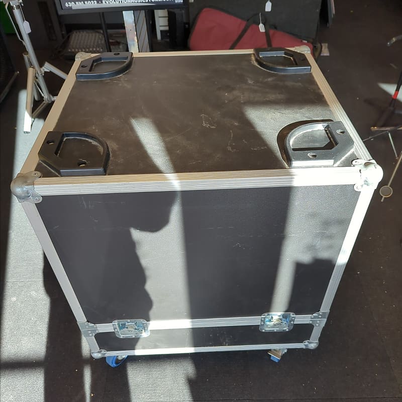 Flight Form Cases 28H x 23W x 27L Case | Reverb