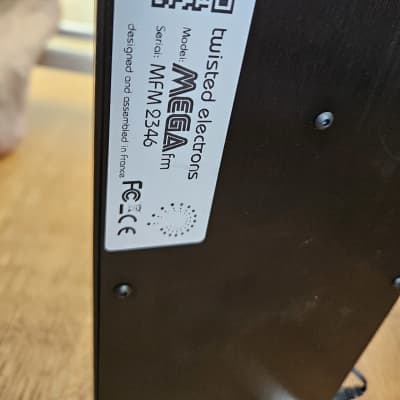 Twisted Electrons MEGAfm | Reverb