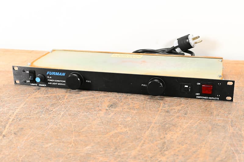 Furman PL-8 120V 15A Power Conditioner with Lights CG007LR | Reverb UK