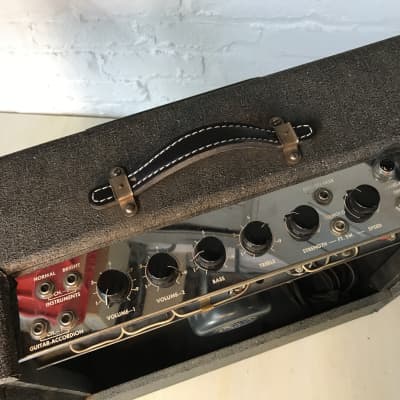 1960's Guild 66J 20 watt 1x12 Tube Combo Amplifier | Reverb