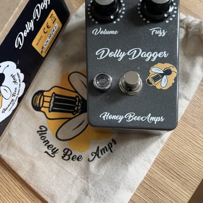 Honey Bee Amps Dolly dagger Low Serial | Reverb