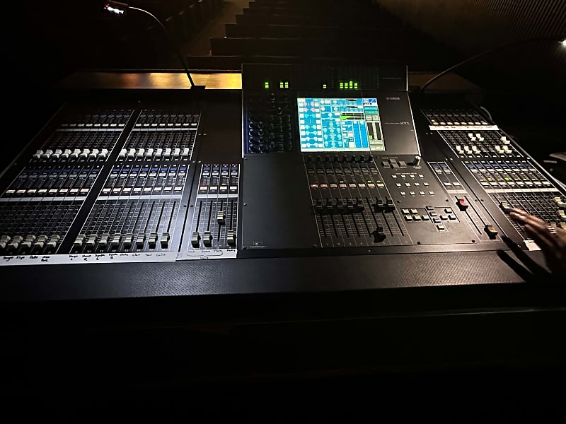 Yamaha M7CL-48 v3 Digital Mixer | Reverb