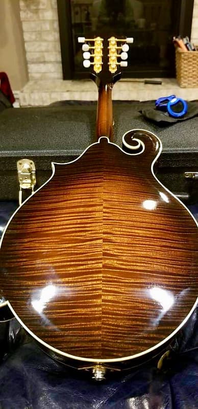 Mandolin- 2008 Larrivee F33 | Reverb