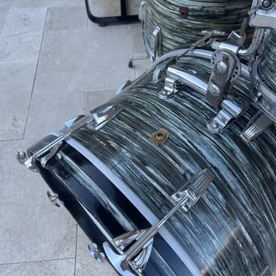 Ludwig 1960’s Blue oyster pearl 18 inch drum set | Reverb