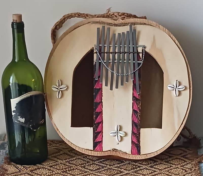 West African-style "thumb piano" (large Igbo ubo-aka) | Reverb