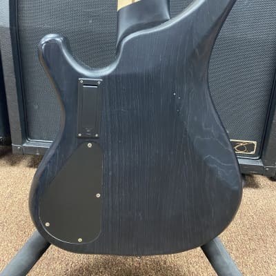 Legator Helio 6 String Bass | Reverb