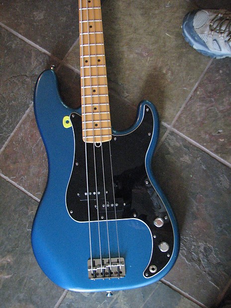 Fender Precision Bass 1998 Lake Placid Blue - Original | Reverb