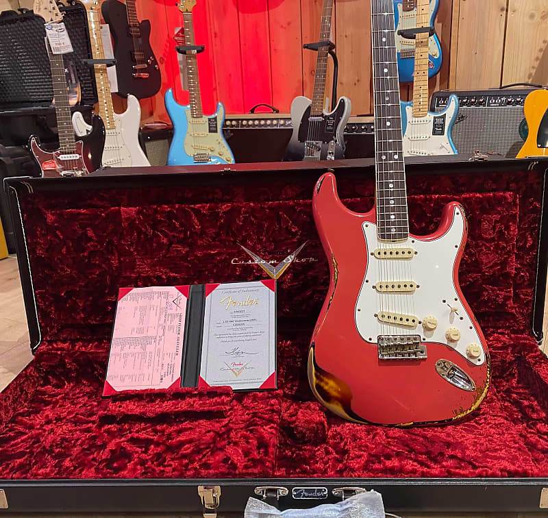 Fender Stratocaster 2021 Heavy Relic Fiesta Red Over | Reverb UK