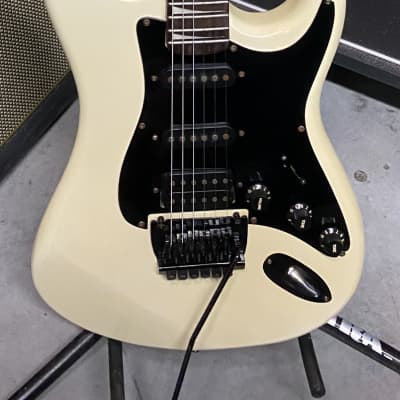 EPIPHONE S SERIES electric guitars