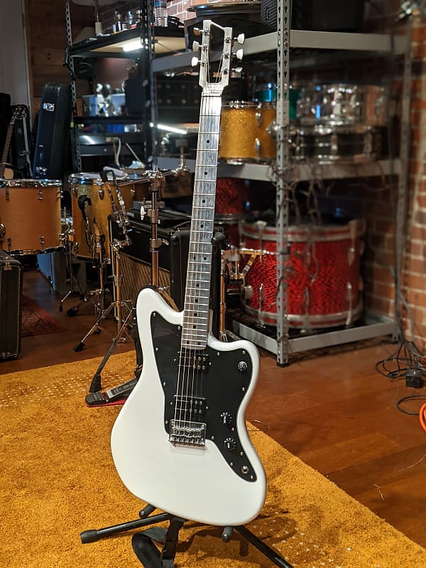 Robot Graves Industries Baritone Jazzmaster Build RGI | Reverb