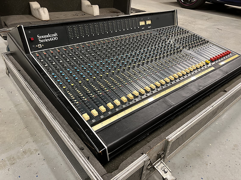 Soundcraft Series 600 24 Channel | Reverb Canada