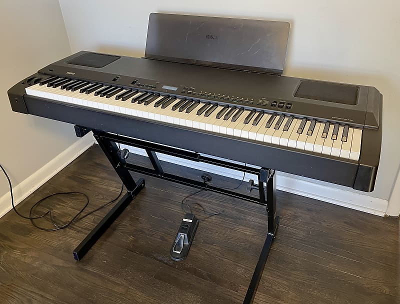 Yamaha P200 Digital piano - great sound and feel! | Reverb