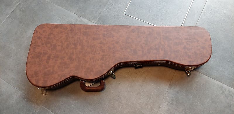 Fender Classic Series Poodle Case Strat/Tele*Brown | Reverb