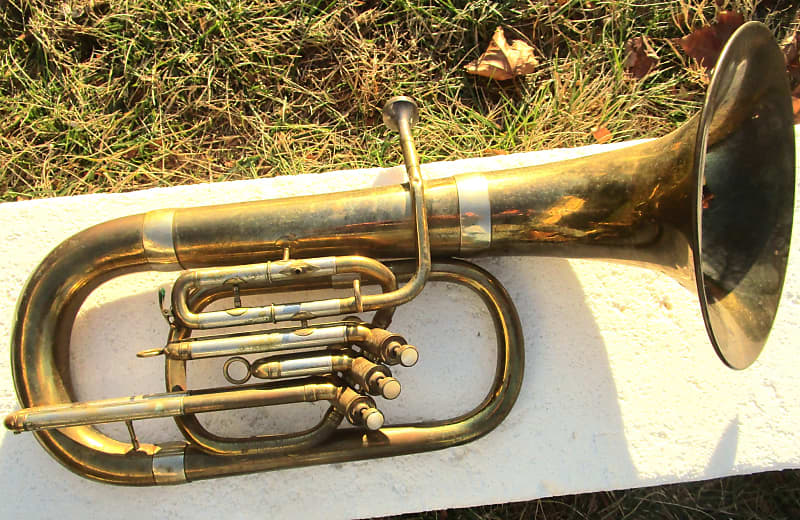 Couesnon Tuba, 1960's, Paris, France, Plays | Reverb