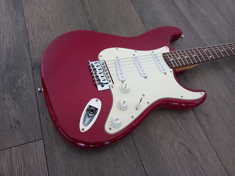 AXL Player Deluxe Strat - Candy Apple Red | Reverb