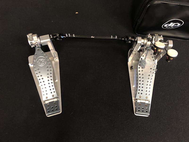 Used Dw Machine Drive Double Pedal w/ Case | Reverb