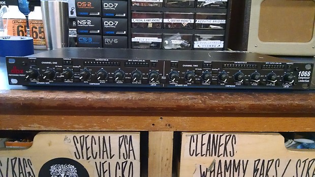 dbx 1066 Dual-channel Compressor/Limiter/Gate | Reverb