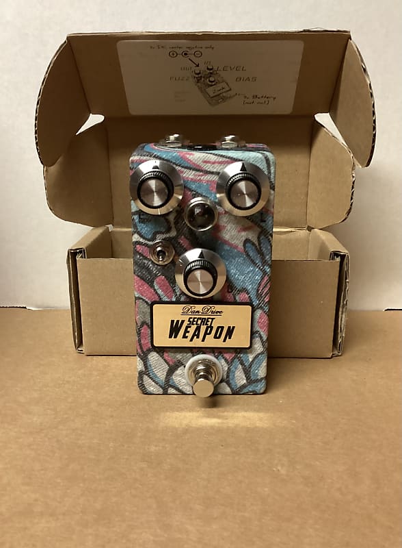 Dan Drive Secret Weapon Fuzz # 2715 | Reverb Portugal