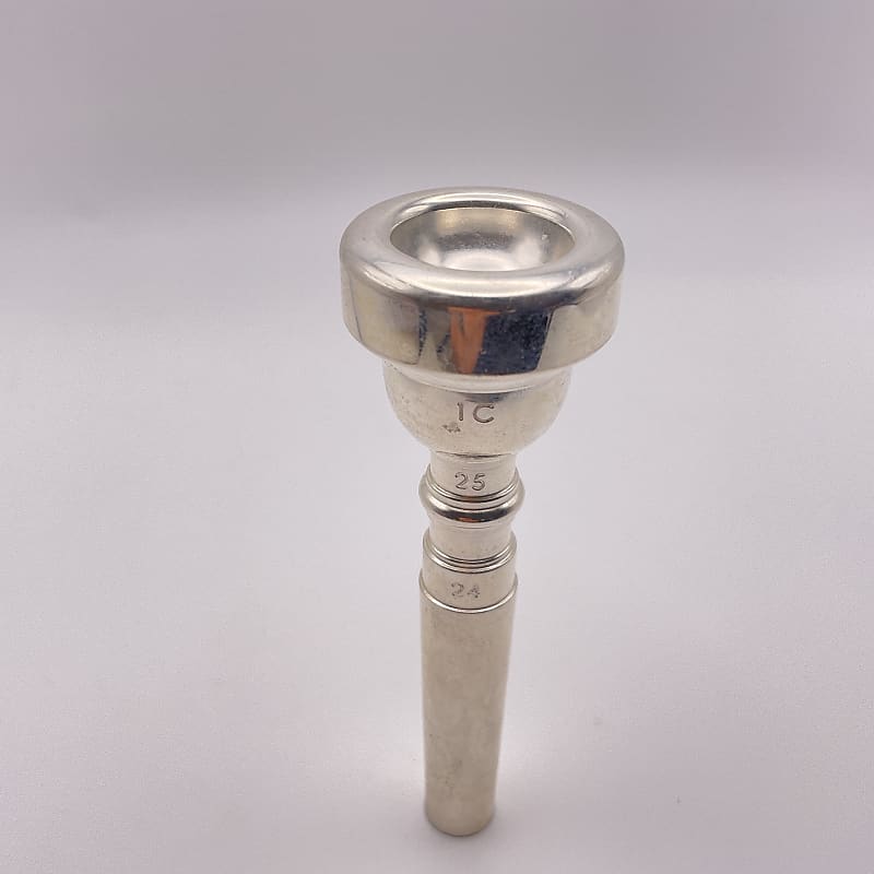 Used Bach Symphonic 1C 25/24 Trumpet [35525] | Reverb