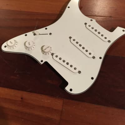 Genuine Fender Left Hand Lefty Strat Pickup Loaded White | Reverb