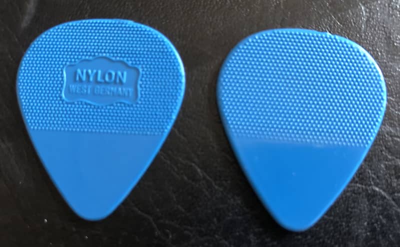 Herdim Blue medium plectrum 1980s Blue | Reverb