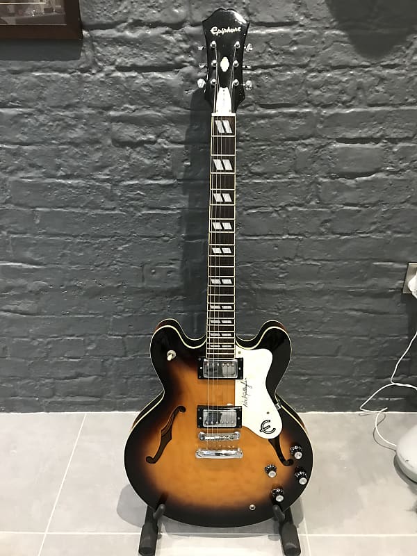 Epiphone Ltd. Edition Noel Gallagher Supernova Sunburst | Reverb UK