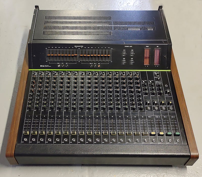 Vintage Toa RXA-216 Powered Mixing Console | Reverb