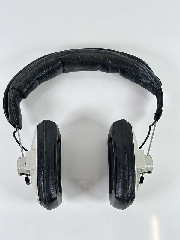 Beyerdynamic Beyer Dynamic DT100 Professional Headphones | Reverb