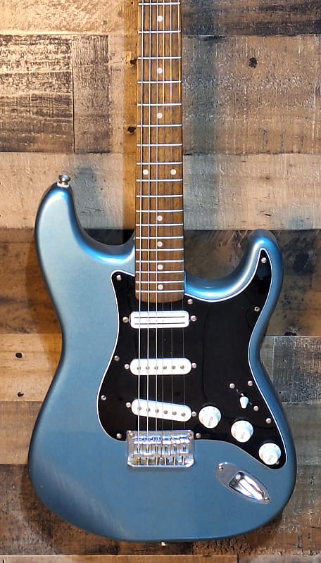 2003 Squier Bullet Stratocaster Hardtail W/ Seymour Duncan | Reverb